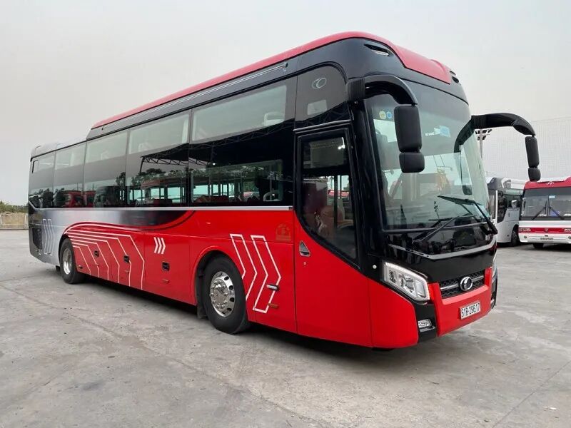 Bus Routes Between Vietnam and Laos: Scenic Journeys, Borders & Eco-Tours