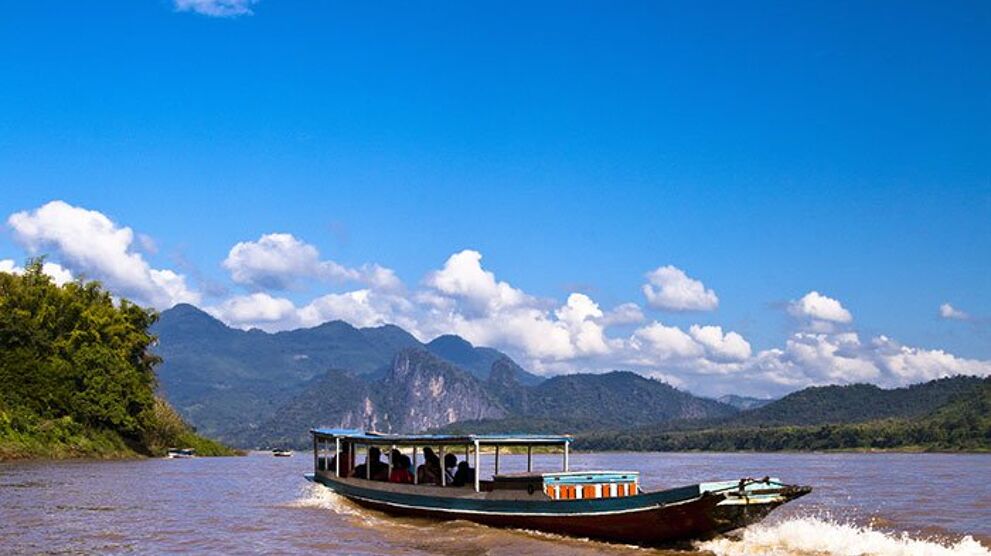 Best Laos Tours from Jordan Travel Guide: Cultural Insights, Costs & Eco-Tours
