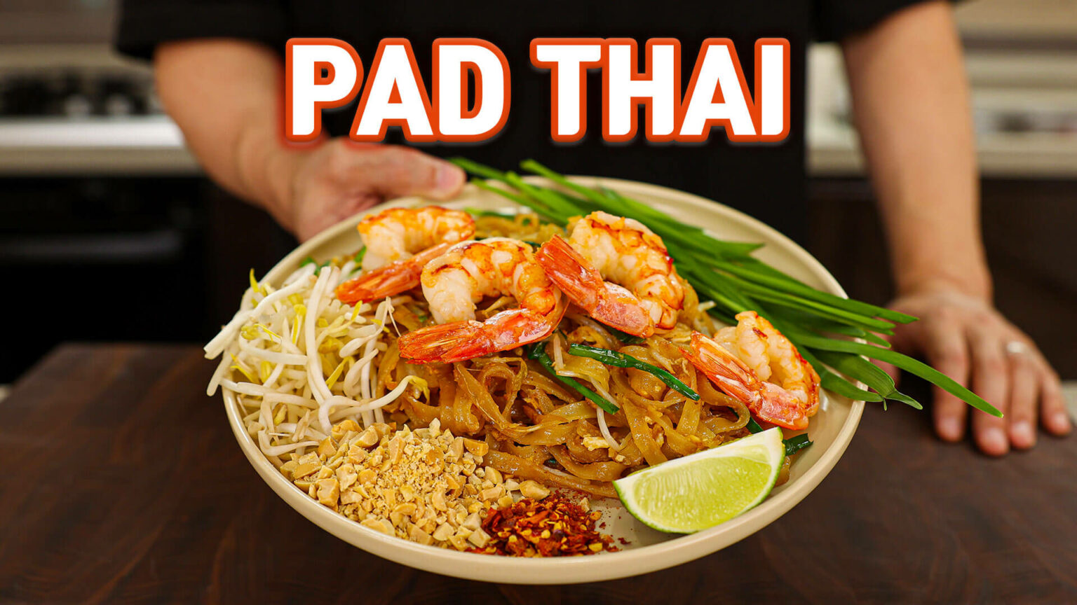 Pho vs Pad Thai: Best Street Food Experience in Vietnam, Cambodia, Laos ...