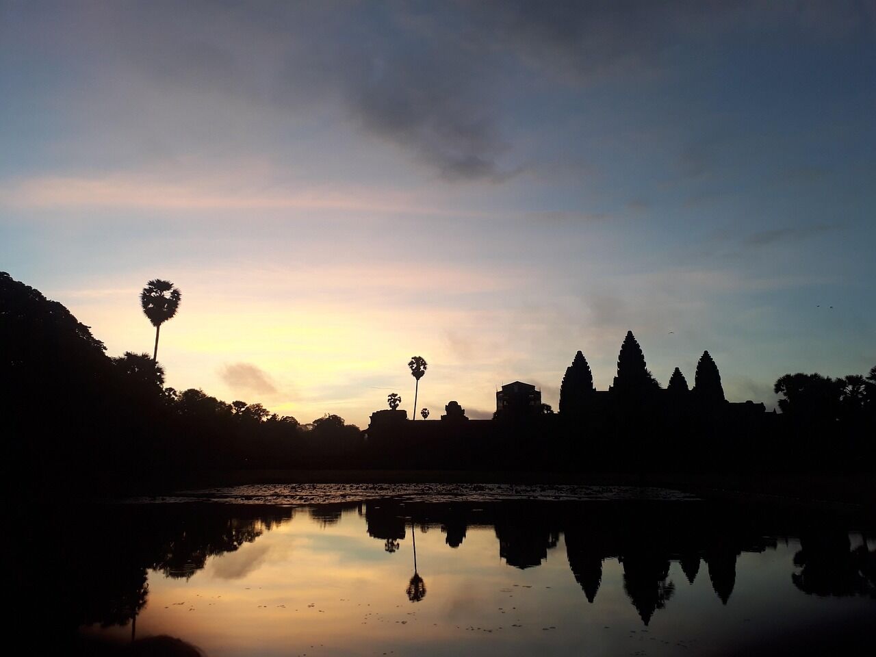 Cambodia and Laos Photography Spots – Best Locations & Legendary Tours